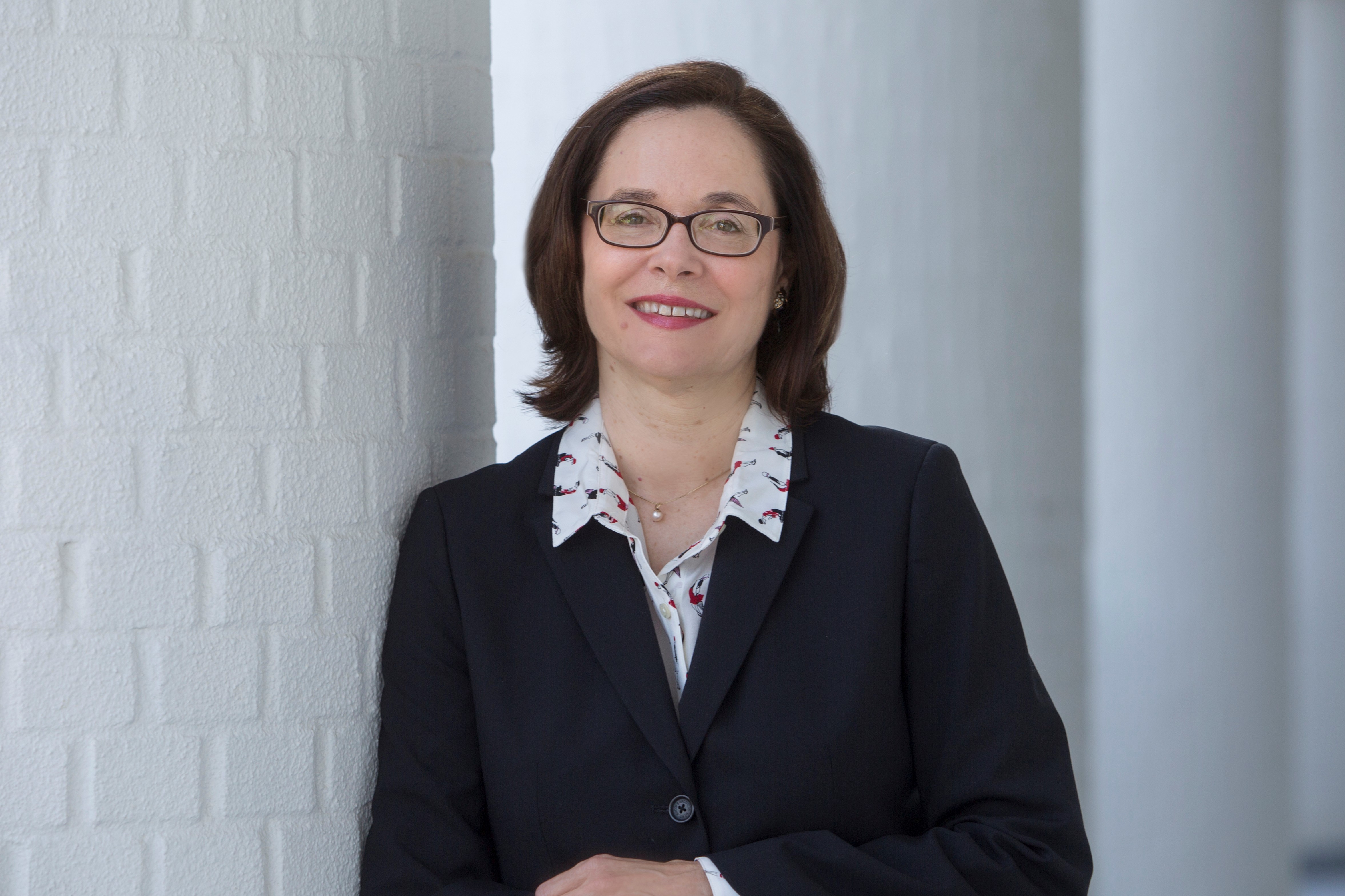 Friends of the Library > Board of Directors > Debra H